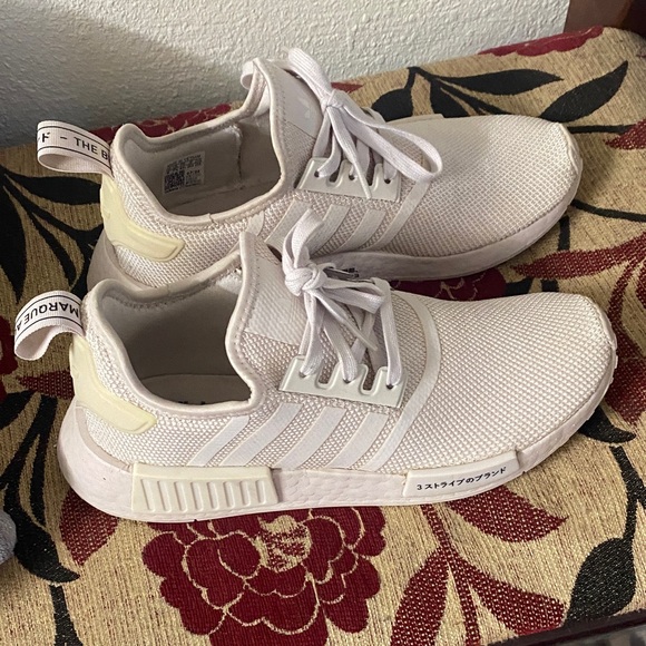 adidas | Shoes | Adidas Cream Athletic Shoes | Poshmark
